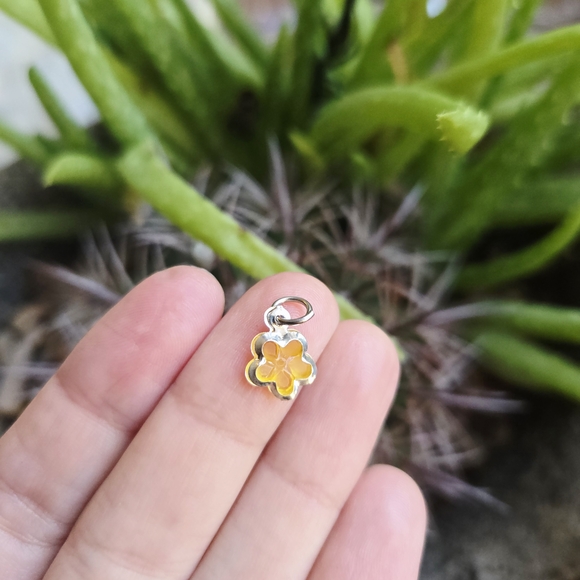 Jewelry | Vintage Dainty Tiny Yellow Crystal Flower Charm | Poshmark